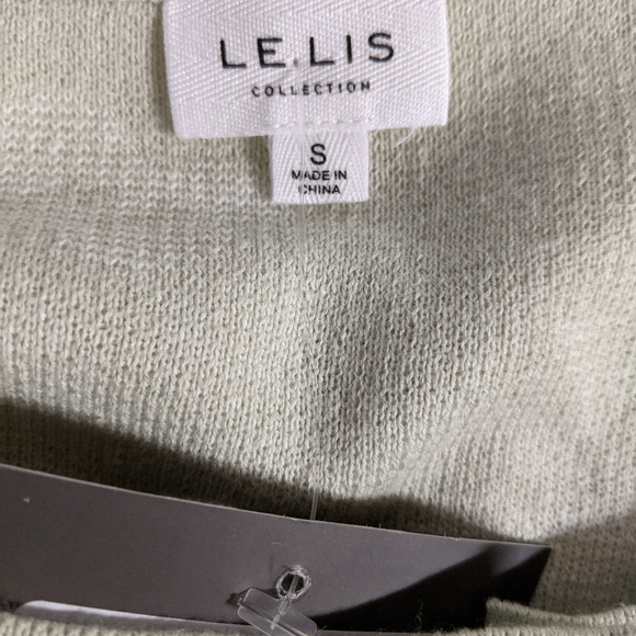 Le Lis | Sweaters | Le Lis Collection Long Sleeve Cardigan Sage Floral ...